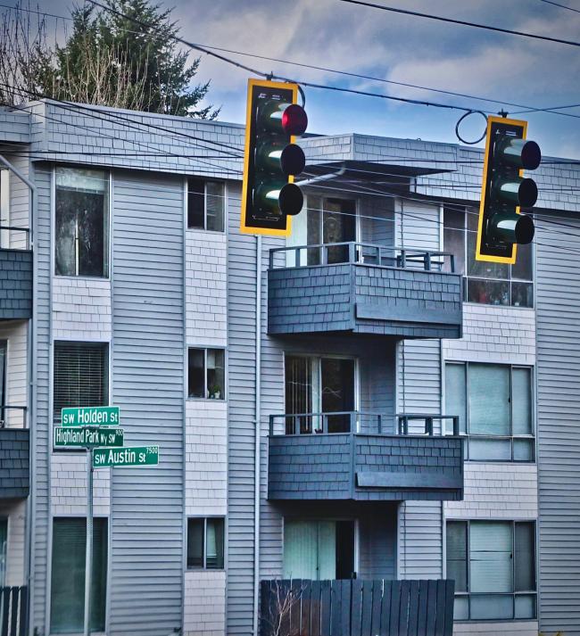 Highland Park Way SW and Holden Street get a new temporary traffic ...